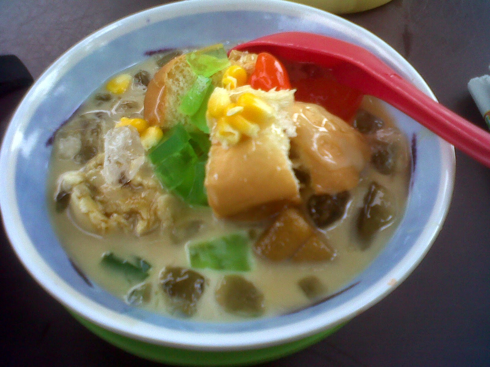 tofatofame: Es Kolak Dingin Medan