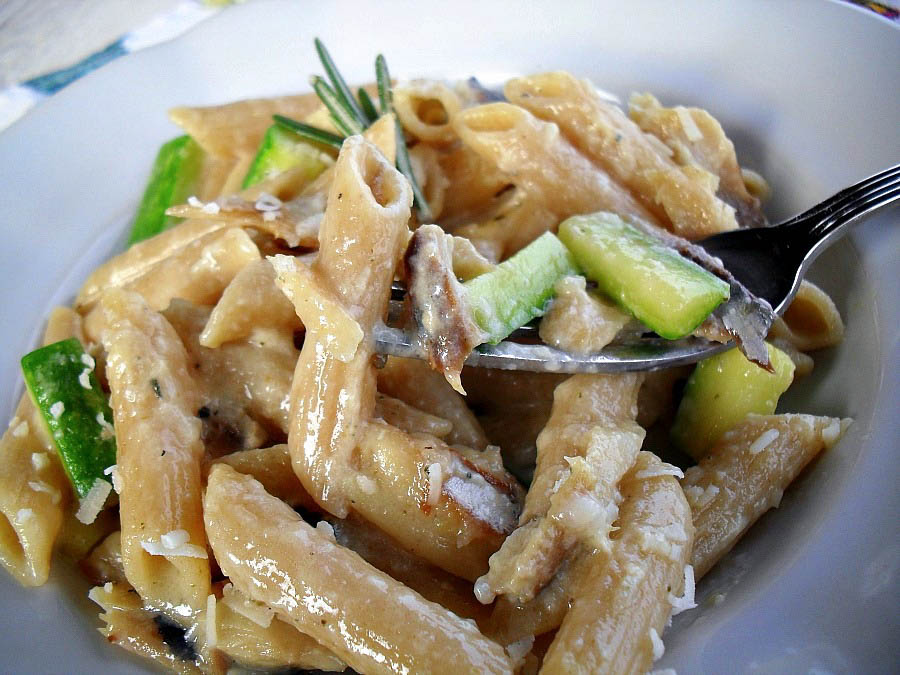 Gaga u kujni: Karbonara sa dimljenom ribom