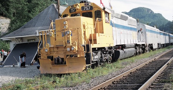 White River Division: Throwback Thursday: Via Rail Canada SD40-2 No. 757?