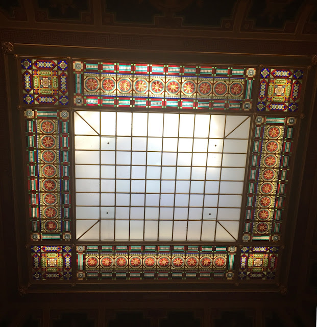 Souvenir Chronicles: DES MOINES, IOWA: STATE CAPITOL BUILDING INTERIOR
