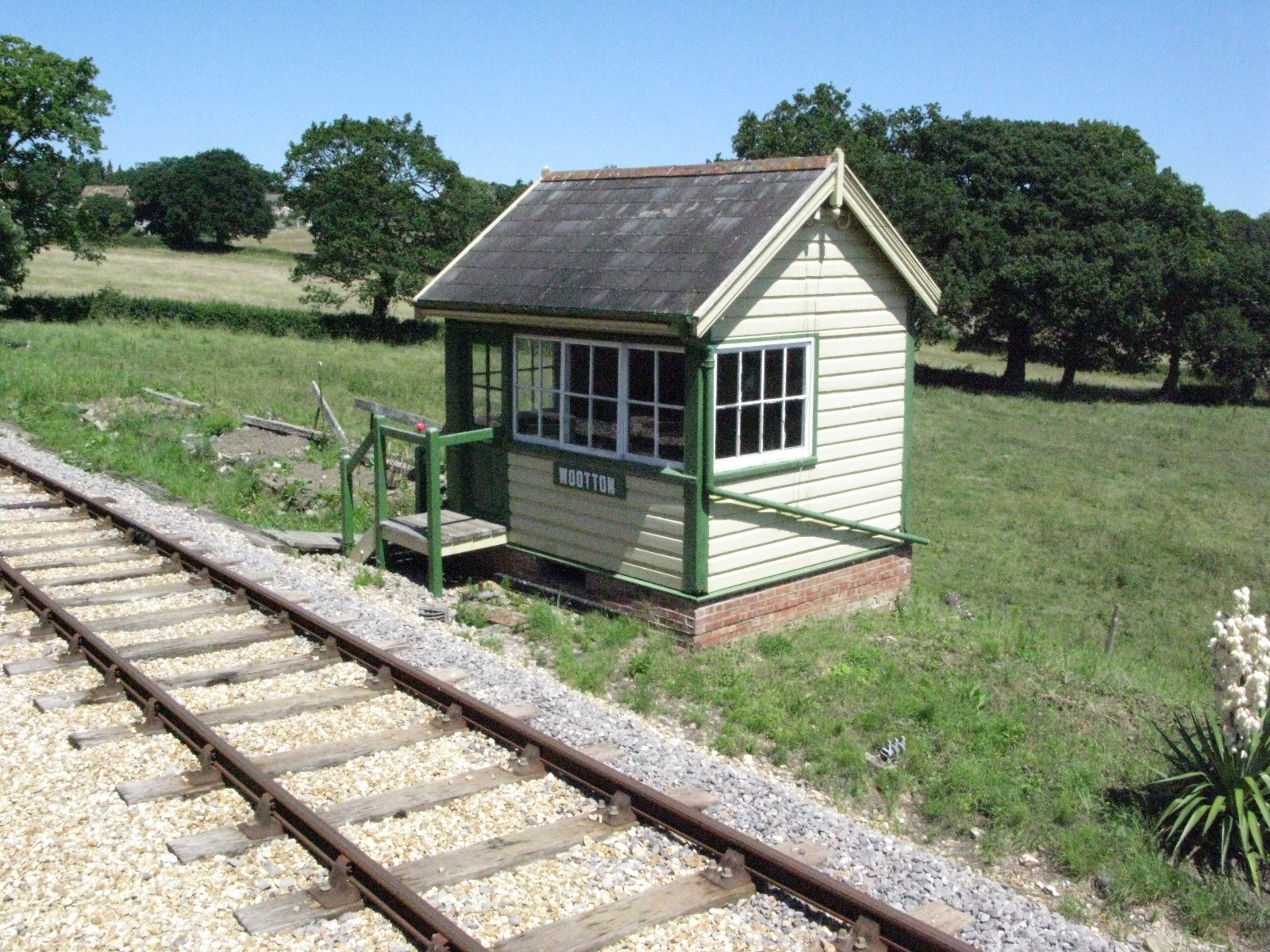 The Quizzical Owl: Isle of Wight Steam Train