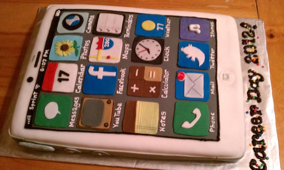 Introducing....: Iphone cake