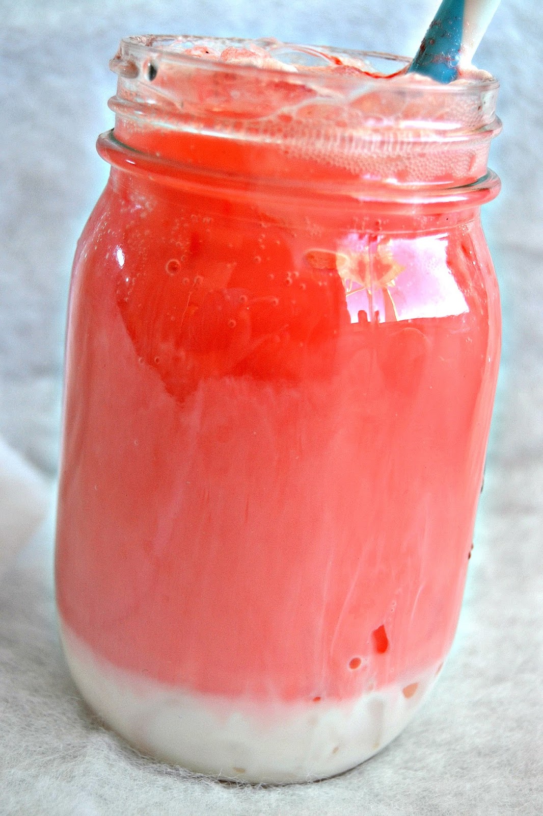 How to Make Santa Soda - A Festive Holiday Drink Recipe