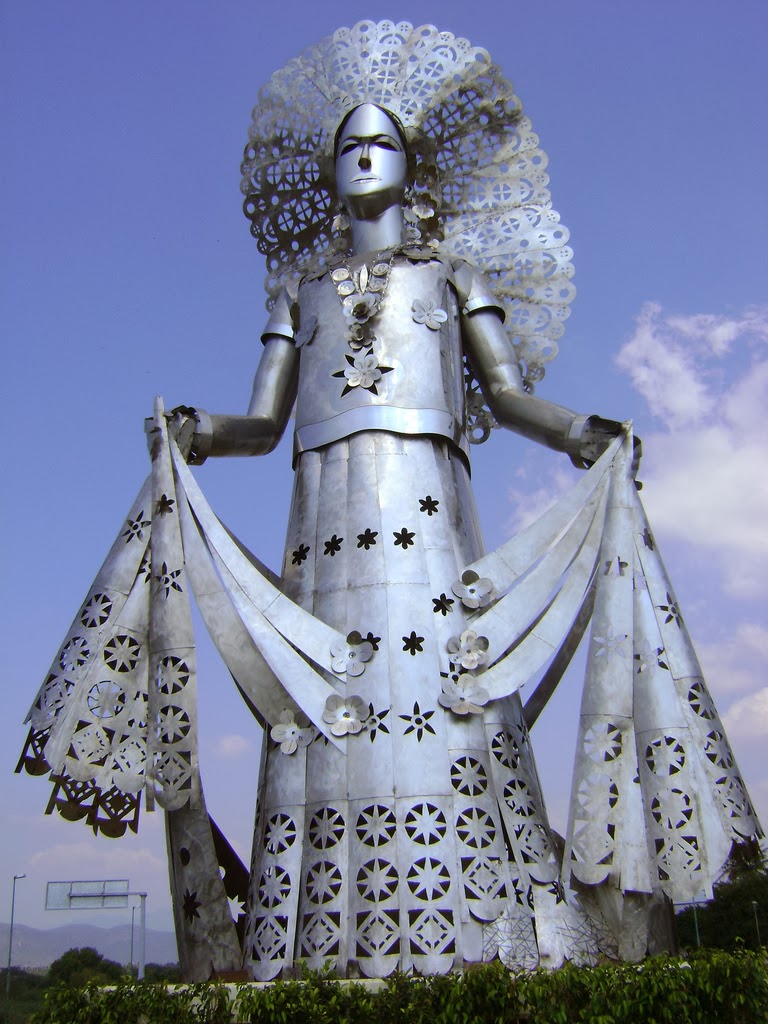 Artelexia: La Tehuana de Acero