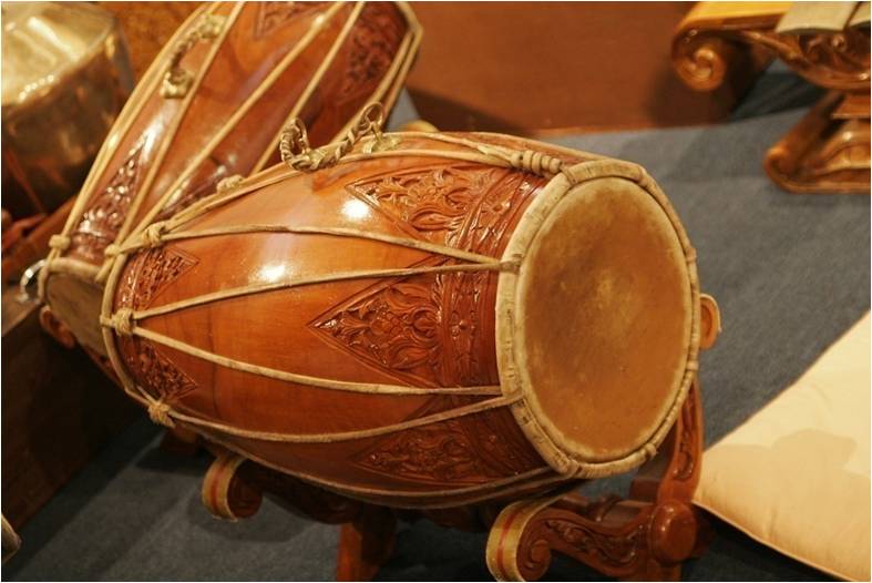 Info For All: Alat Musik Kalimantan