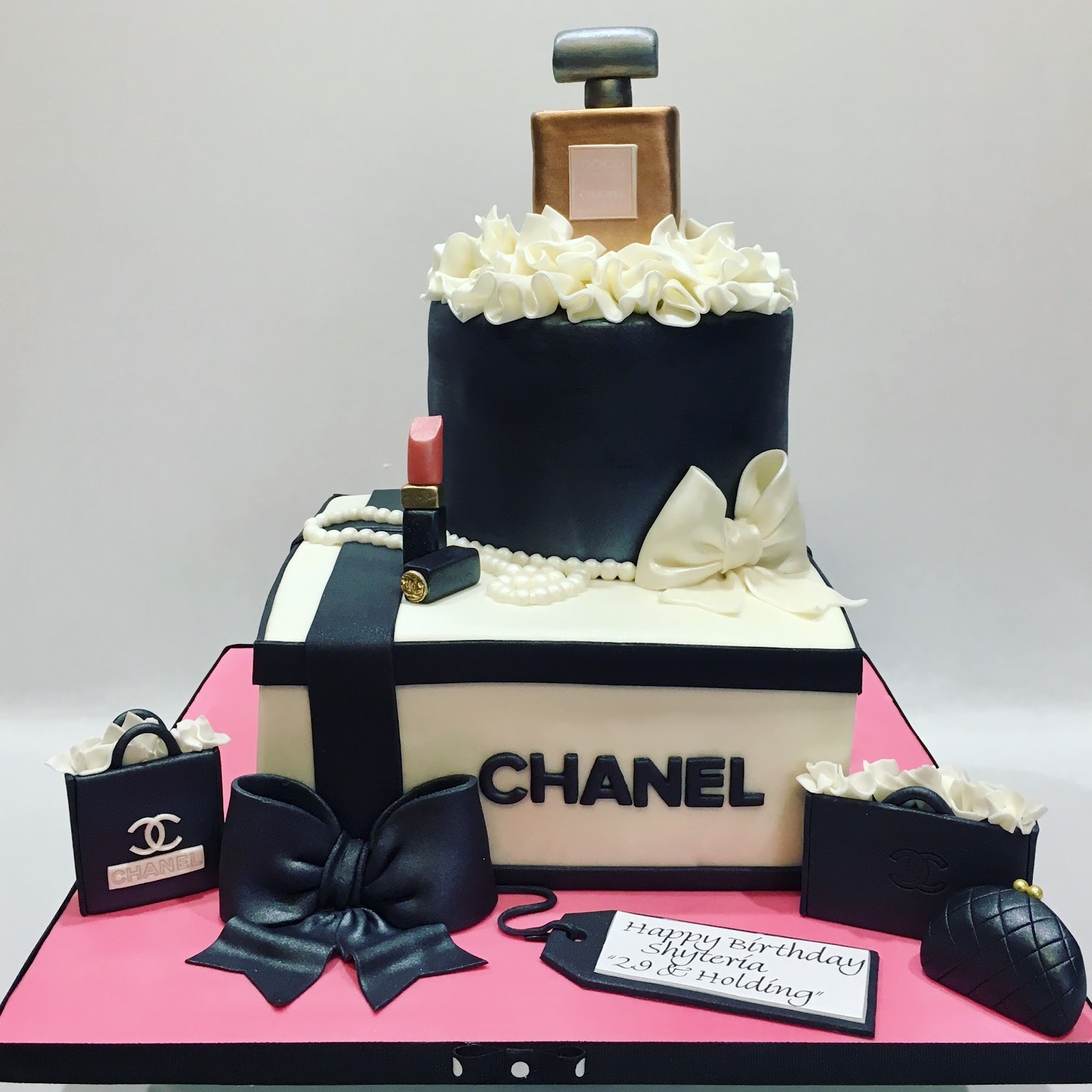 MyMoniCakes: Chanel gift box cake with perfume and make up sculptures