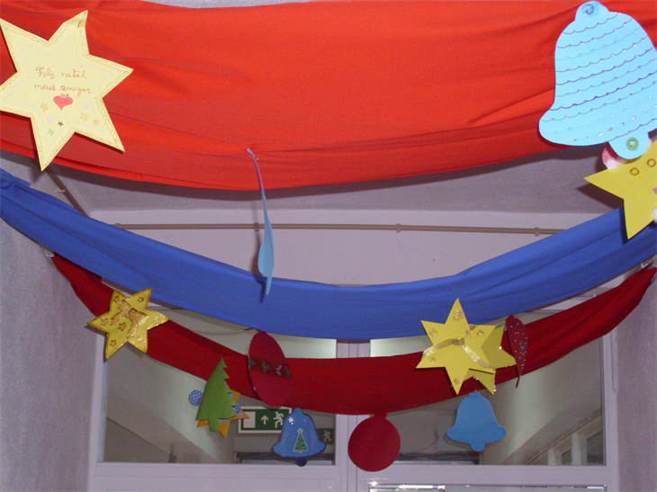 QUOD ERAT - Externato Flor do Campo: NOS CORREDORES...