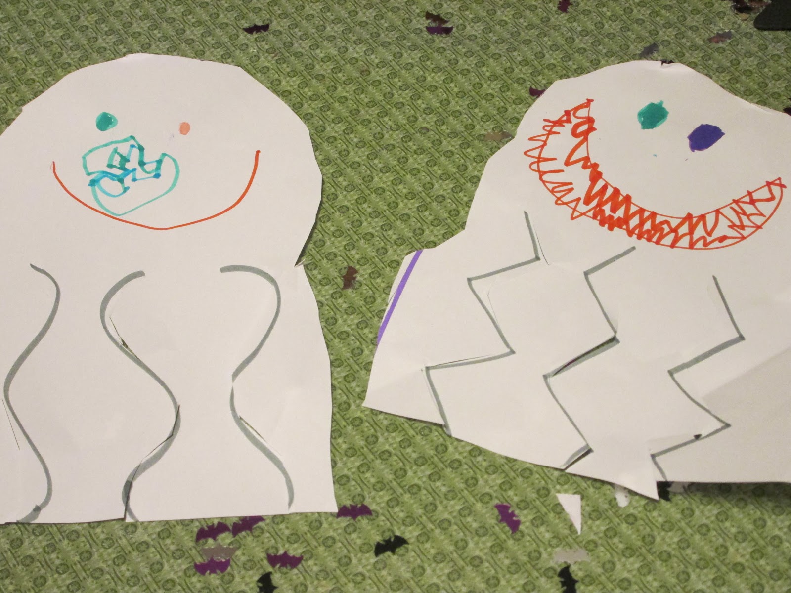 walk in the sunshine: Paper Ghost Crafts, Great for Cutting Practice!