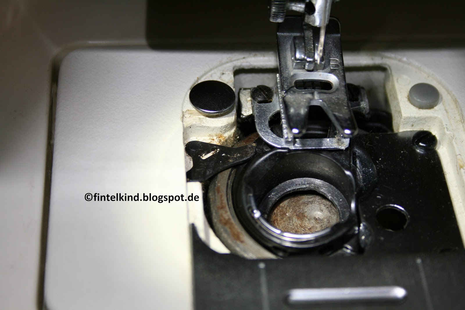 AnnieK.s Krimskramspalast: Ich teste eine Singer Samba 5 (6214C)