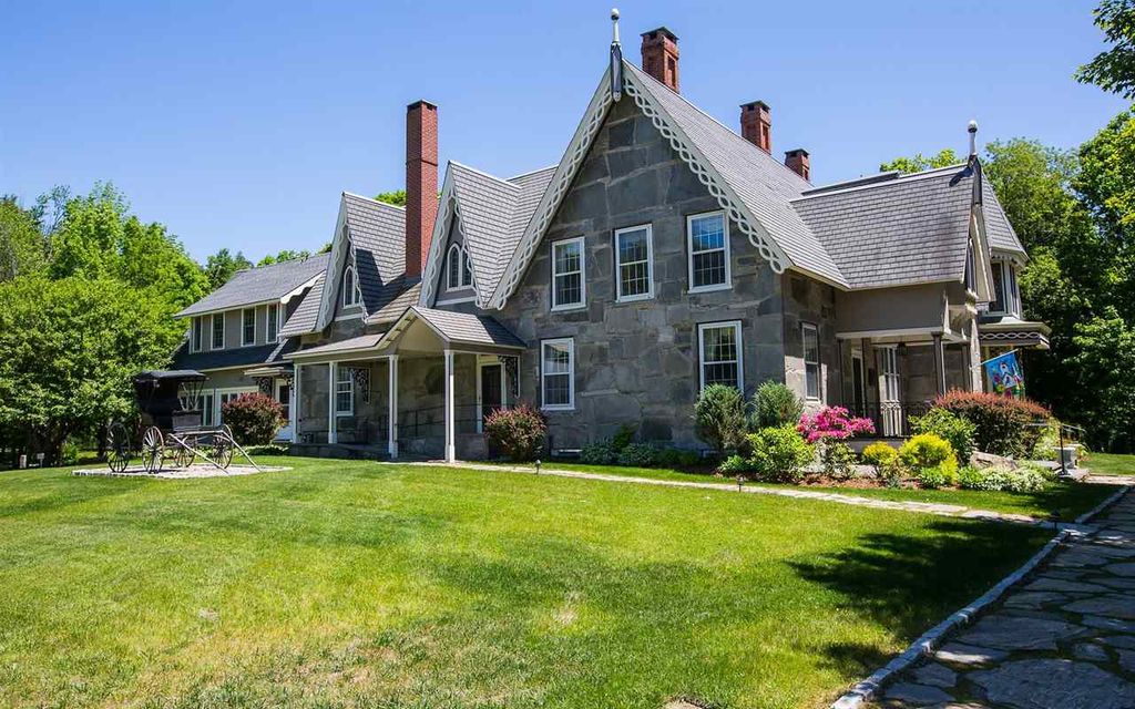 Sweet House Dreams: Glimmerstone Mansion, 1847 Stone Gothic Revival ...
