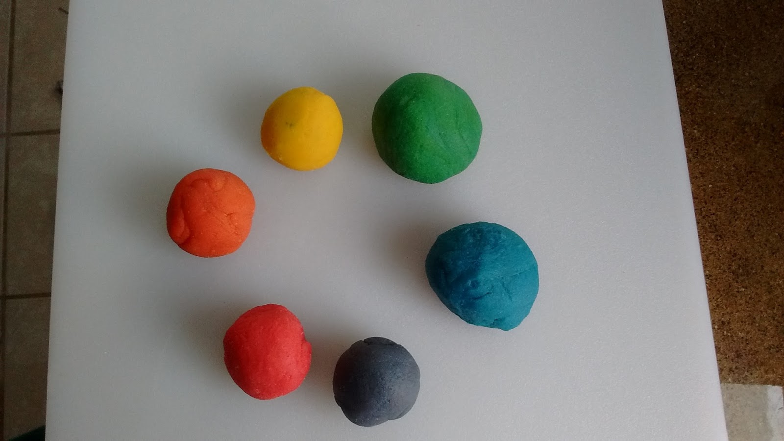 Simple Inspirations: Playdough Recipe!