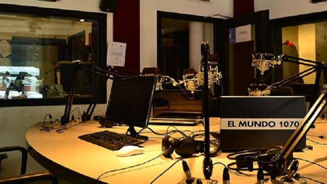 Señales: Radio El Mundo: su cierre deja a 60 trabajadores en la calle