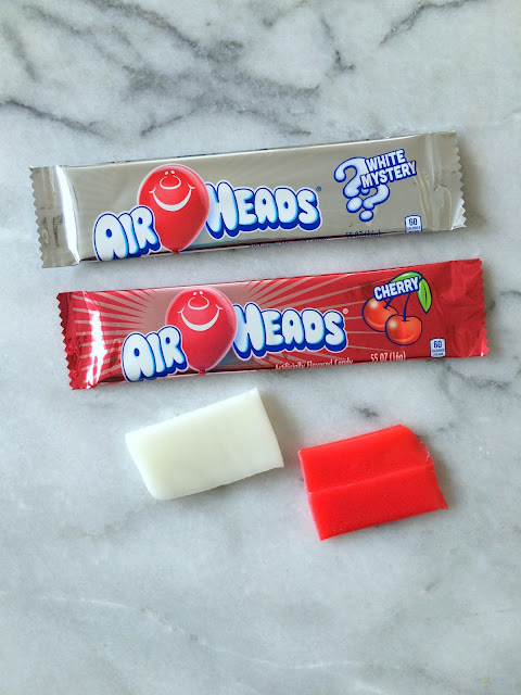 Jac o' lyn Murphy: Gingerbread house for airheads!