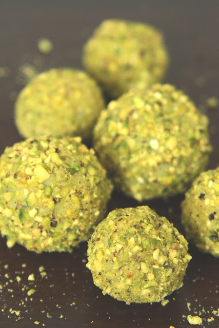 The cake is on the Table