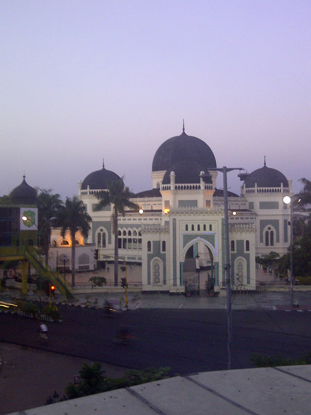 1000+ images about Masjid & Minar on Pinterest | Mosques, Grand Mosque ...