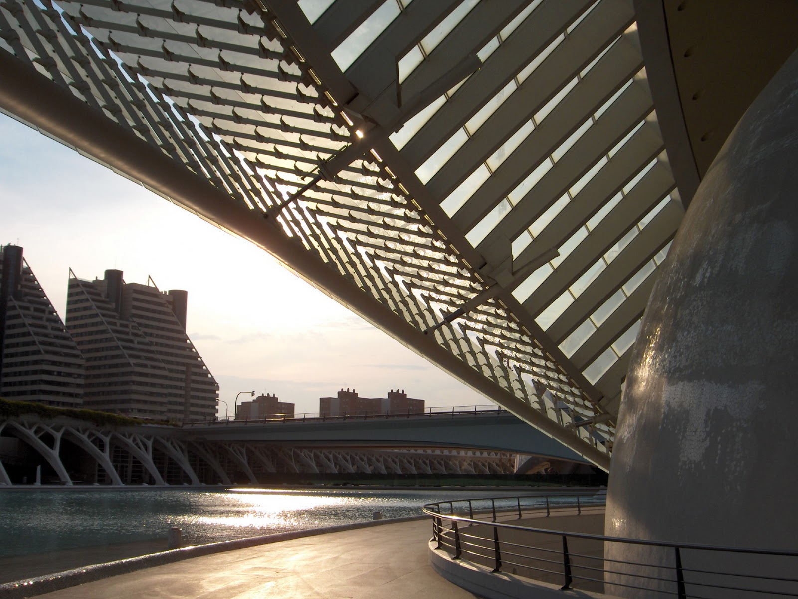 Le Città Invisibili: 44. TRUDE