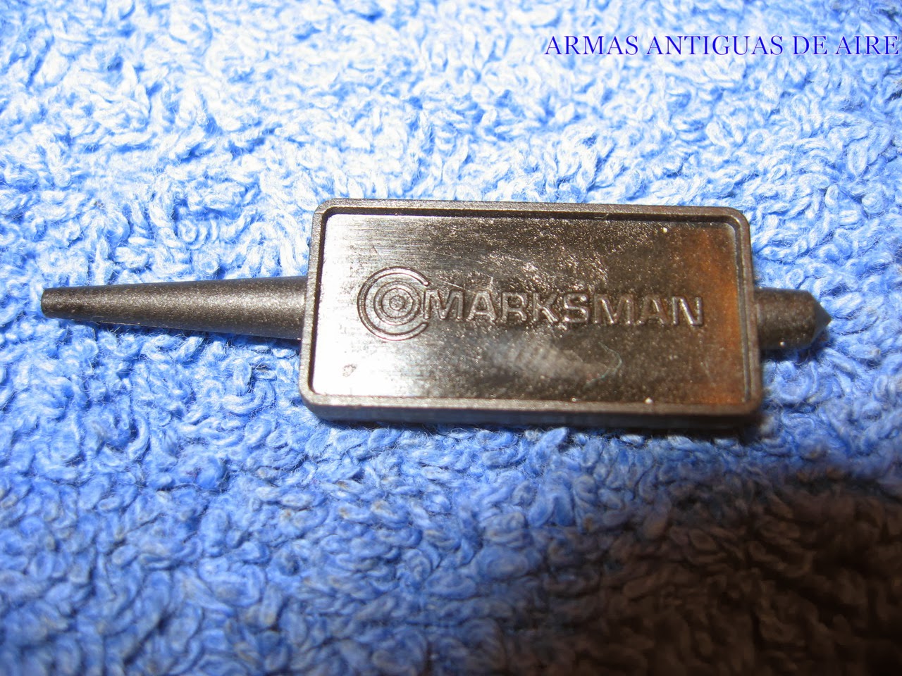 ARMAS ANTIGUAS DE AIRE: PISTOLA MARKSMAN 1010