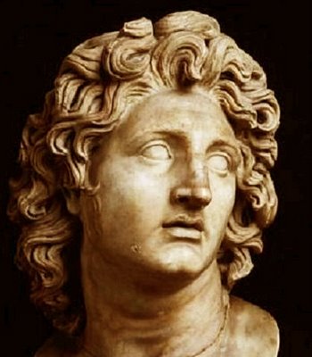 El festín de Homero: ALEJANDRO Y CONSTANTINO: ¿DOS VIDAS PARALELAS?