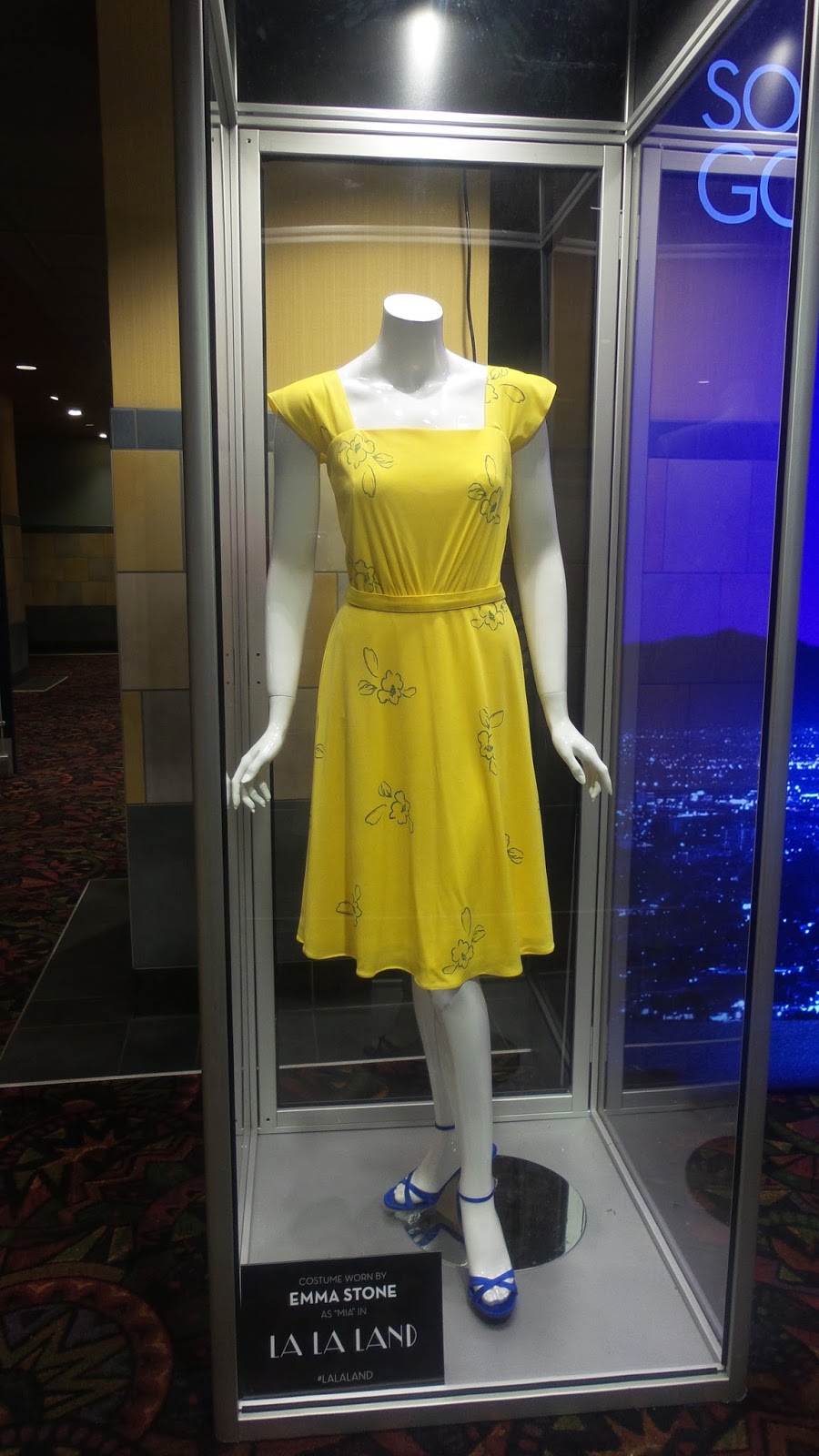 A Movie A Day Keeps....: La La Land costume pictures