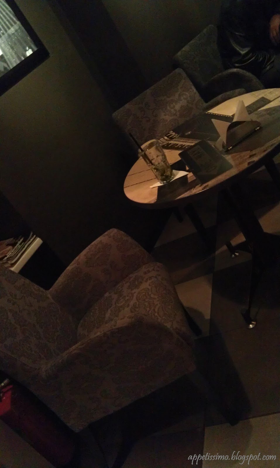 О ресторанах из уст гурмана. : Manhattan Double Coffee Riga