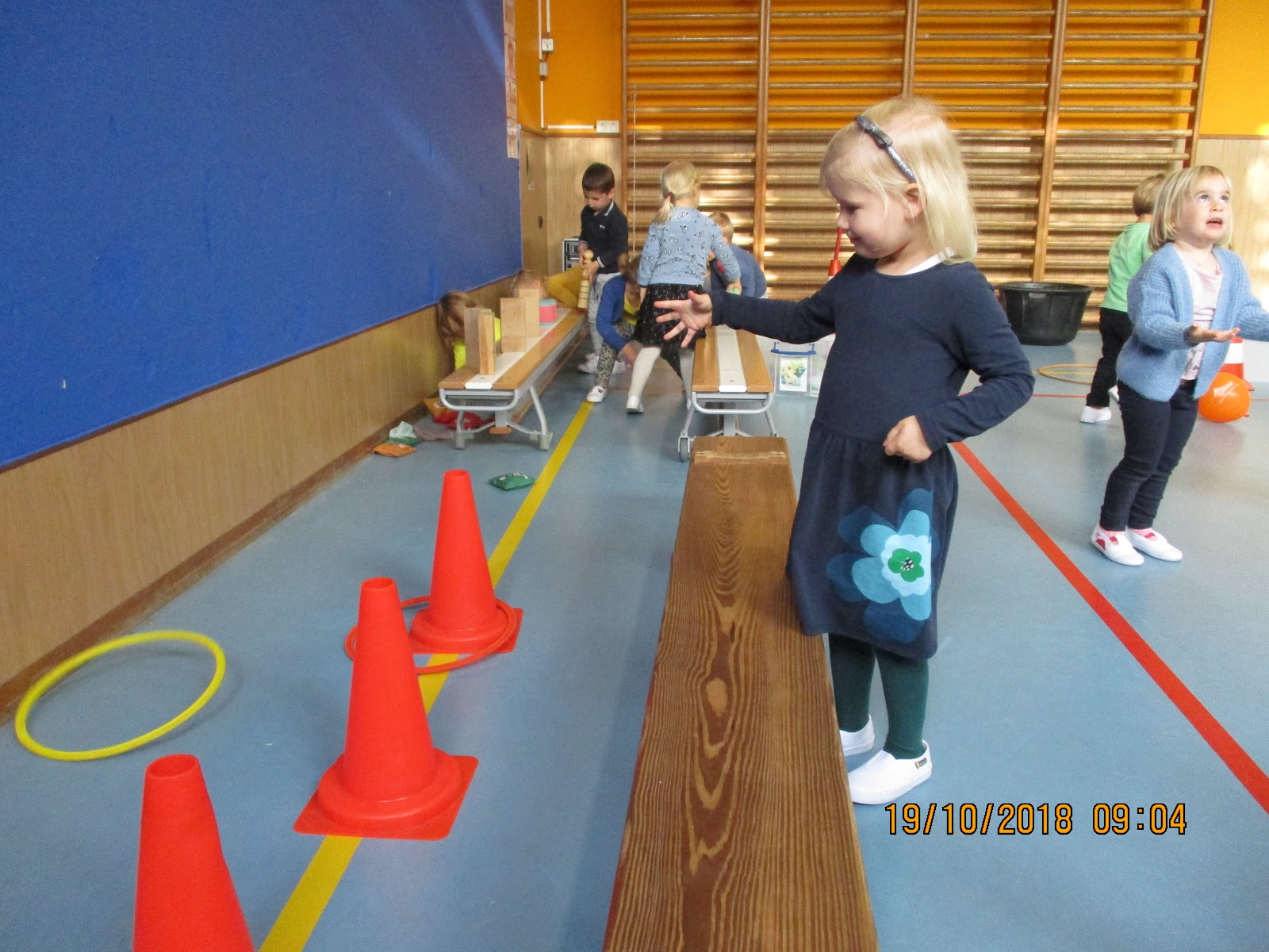 Loeloe : Bewegingsomloop met klein materiaal 15 oktober 2018