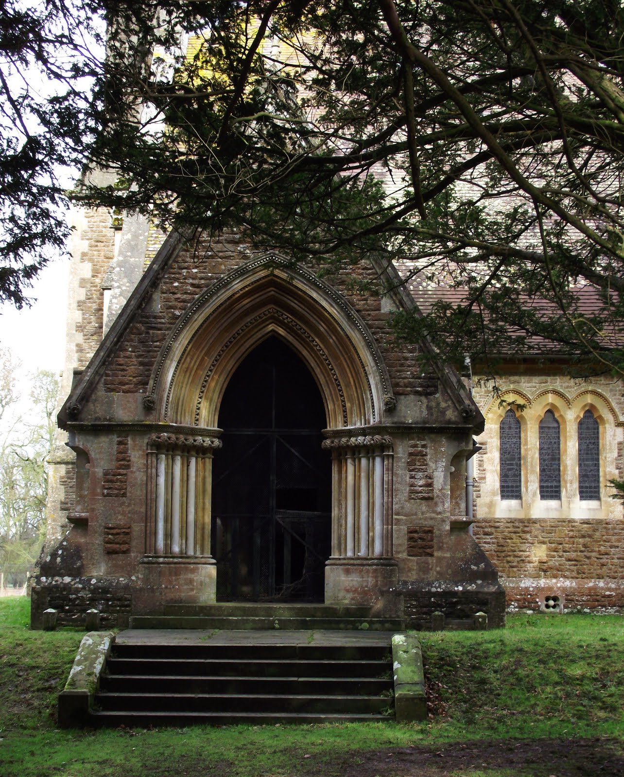 YoungManGoneWest: Tidworth and Tedworth