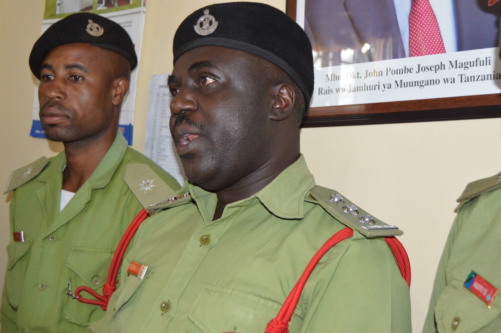 CHAMA CHA CCM GEITA CHATOA SIKU 7 KWA JESHI LA ZIMA MOTO KUOMBA RADHI ...