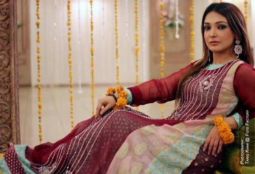 Daily She Book: Amna Karim Pictures and Profile 2013