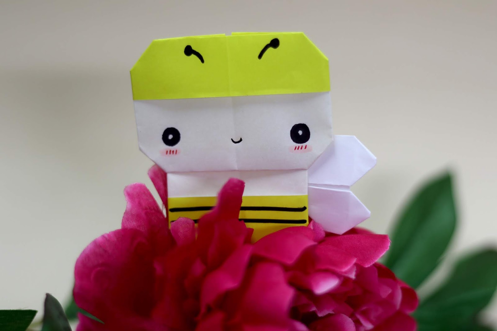 Origami Bee Tutorial: Learn How to Create a Buzzing Bumble Bee with ...