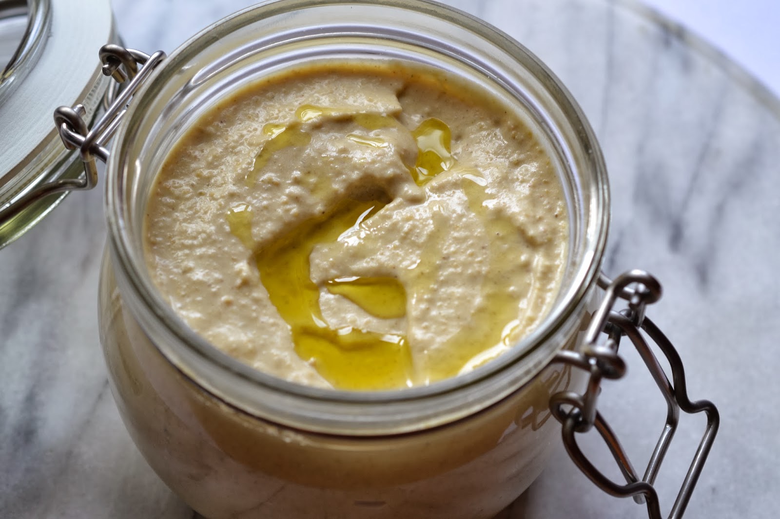 Főzőtanoda: Klasszikus humusz és a cékla chips esete