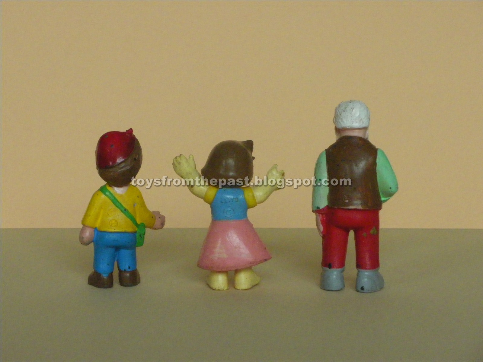 Toys from the Past: #636 HEIMO/ UNKNOWN TOYMAKER - HEIDI PVC FIGURES (1974)