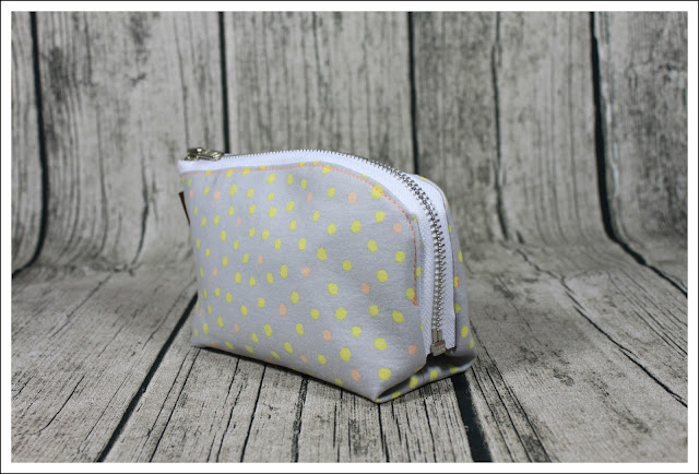 Daniela_Marleen: Open-out-Box-Pouch