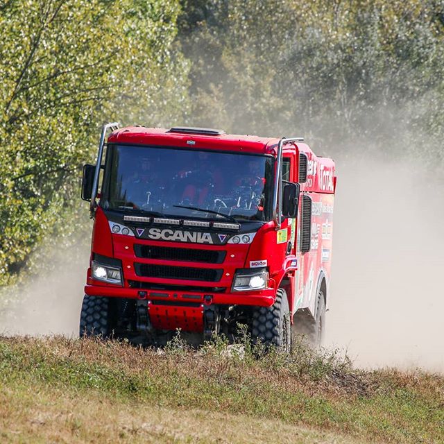 DIECIOCHO RUEDAS: SCANIA P 4X4 NTG RALLY RAID V8 DE 1.300 HP… ÚNICO EN ...