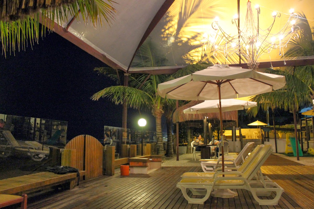 SABOREANDO FLORIPA: Luar, vinho, lagosta e amor de sobra no Canto do Mar