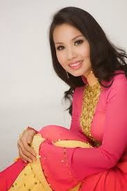 VietCeleb.BlogSpot.com: Cam Ly