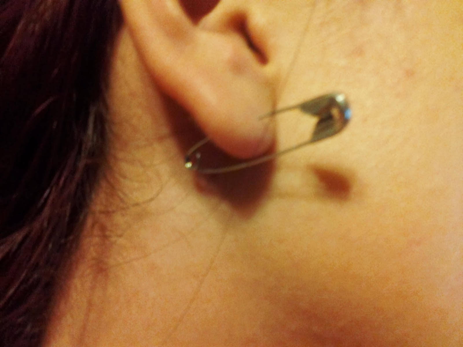 Homemade Visual Kei: Faux Safety Pin Piercing Tutorial