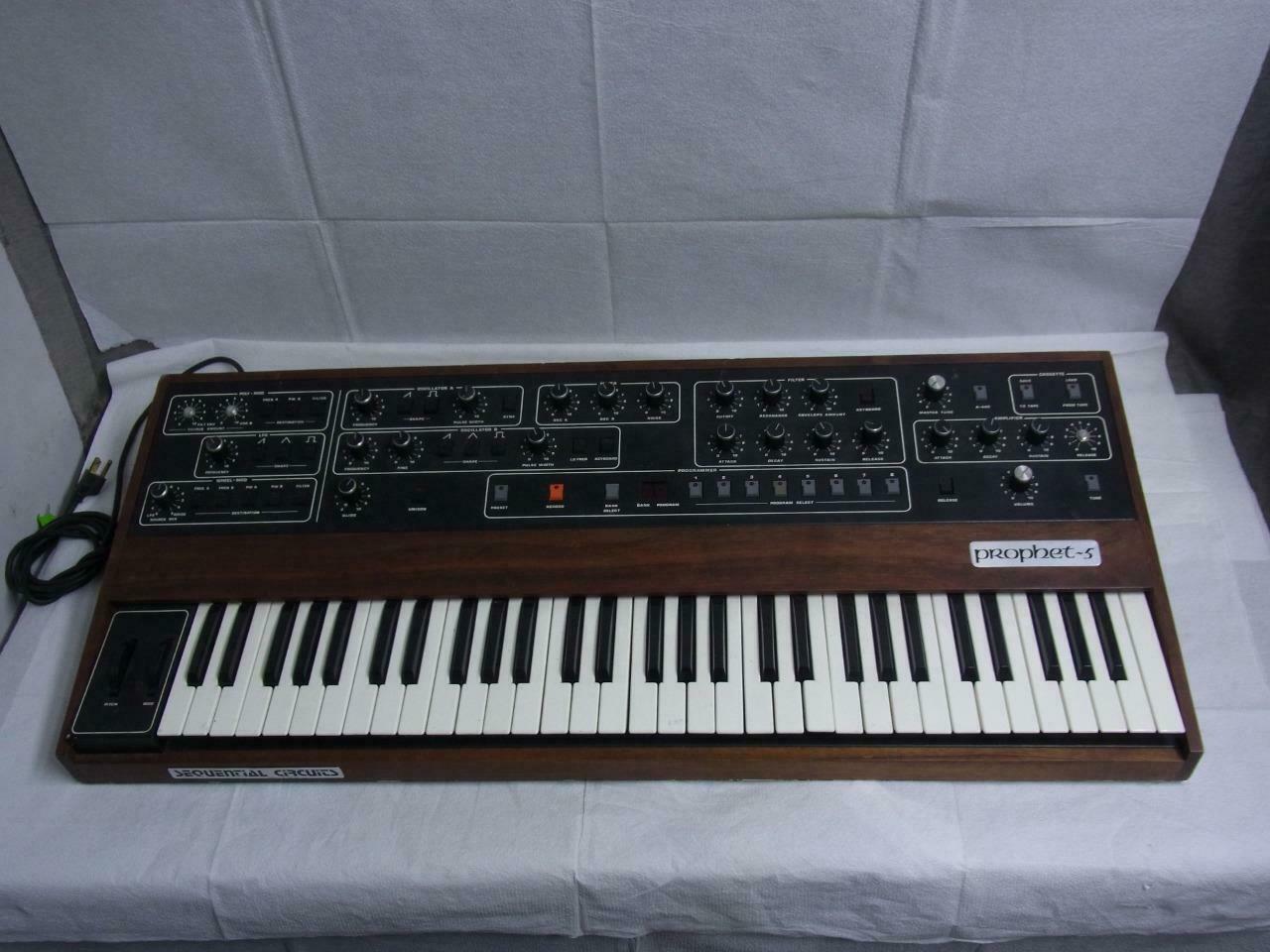 MATRIXSYNTH: Sequential Circuits Prophet 5 Keyboard Synthesizer Model ...