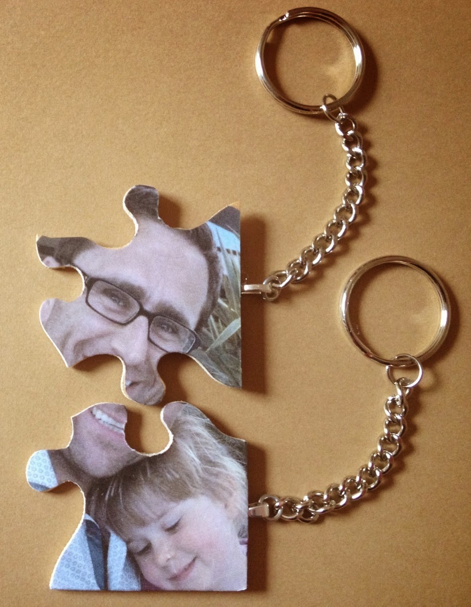 How to Recycle: Recycled Jigsaw Puzzle Pieces