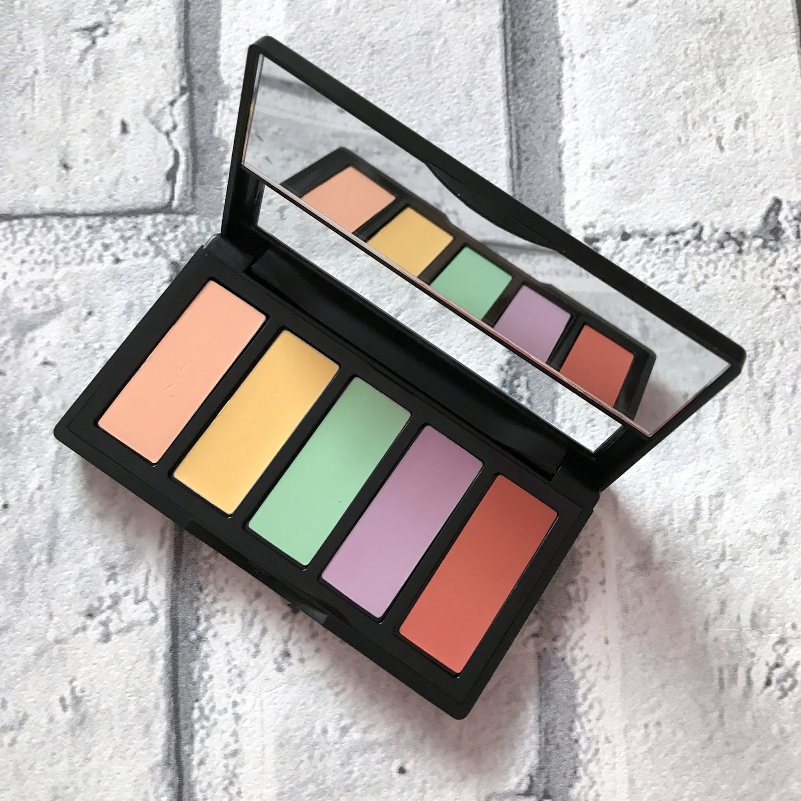 First Impressions Of The GOSH A/W 17 Collection And A Makeup Look ...