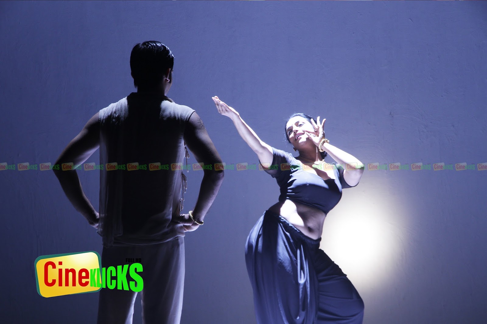 Cine Klicks: Rathinirvetham Malayalam Movie Stills | Stills | Swetha Menon