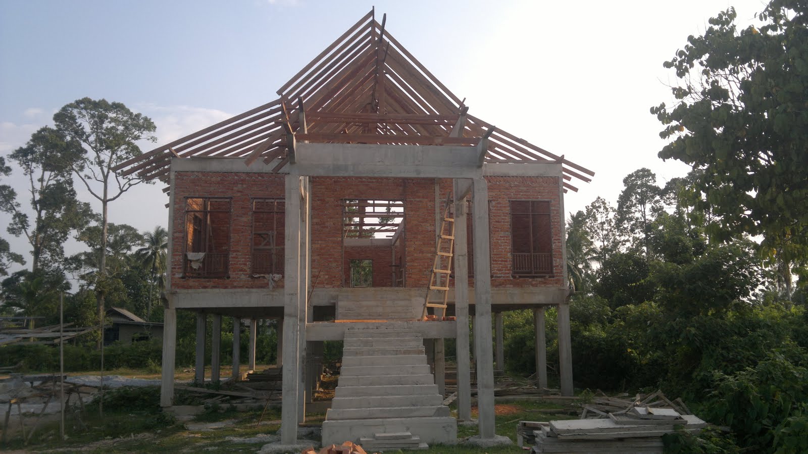 Hartanah Property Terengganu: Penyediaan Bumbung Rumah - External Views