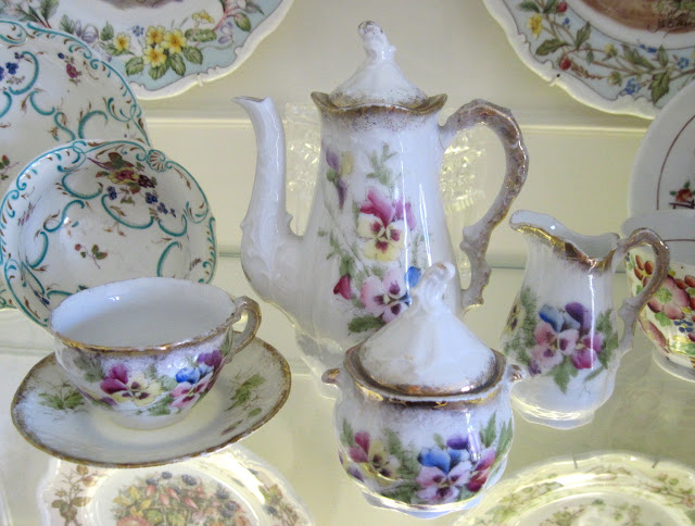 Flutterby Patch: Busy days