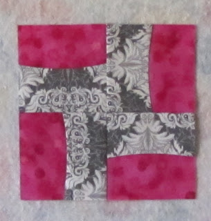 Alamosa Quilter: Modern Monday Quilt Along