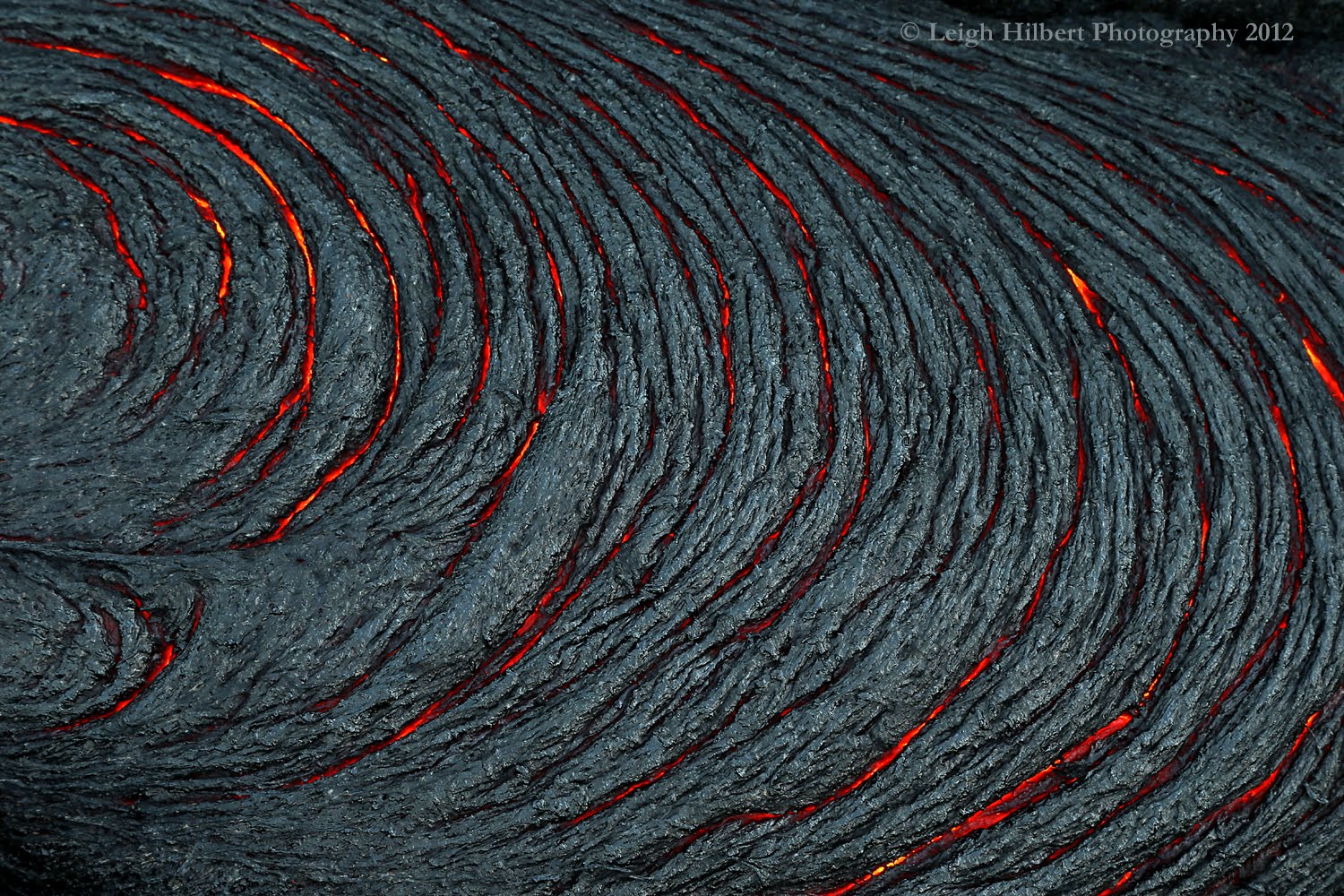 HAWAIIAN LAVA DAILY: Large area of crusting lava on the coastal plains ...