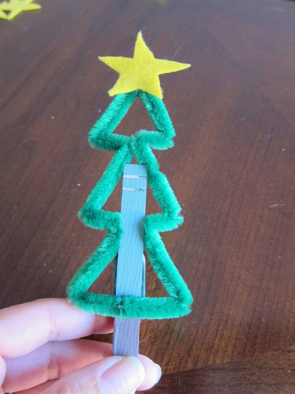 Clothes Pin Christmas Trees