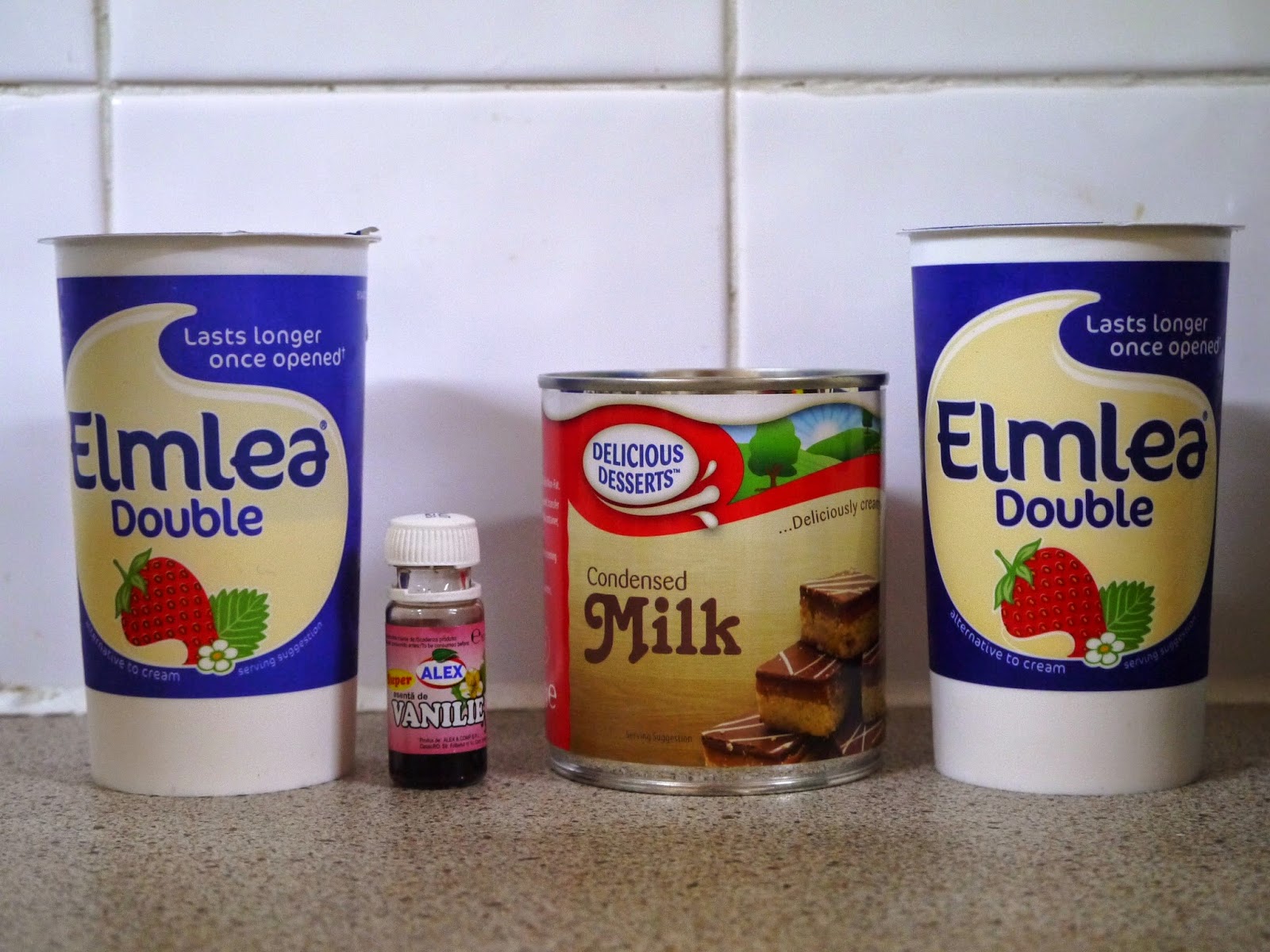 This Muslim Girl Bakes: No-Machine Mango Swirl Ice Cream