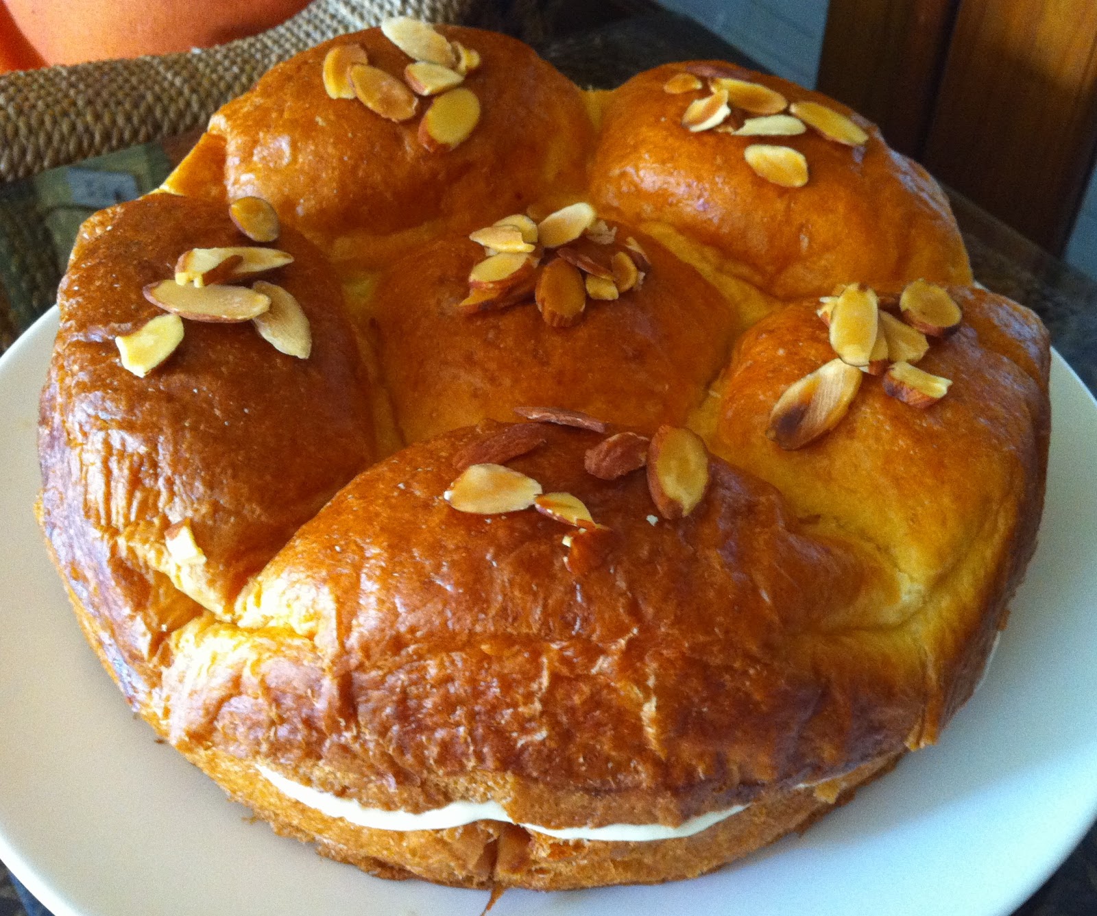 The Kitchen Is My Shrink: Brioche Cake with Caramel Custard Cream