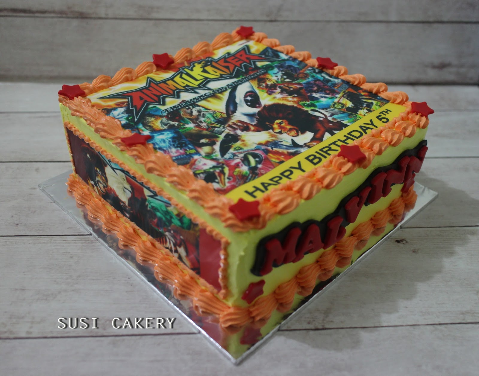 Susi Cakery: Animal Kaiser Cake for Malvinn