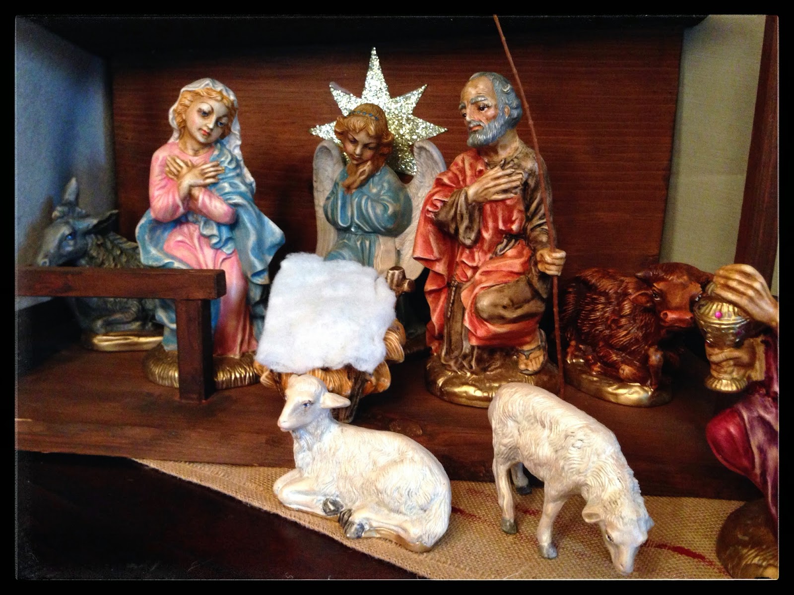 Our Cozy Creative Life: A Treasured Holiday Decoration