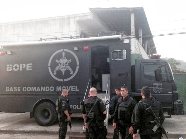 Bope estreia base de comando móvel em operação na Vila Kennedy | Rio ...